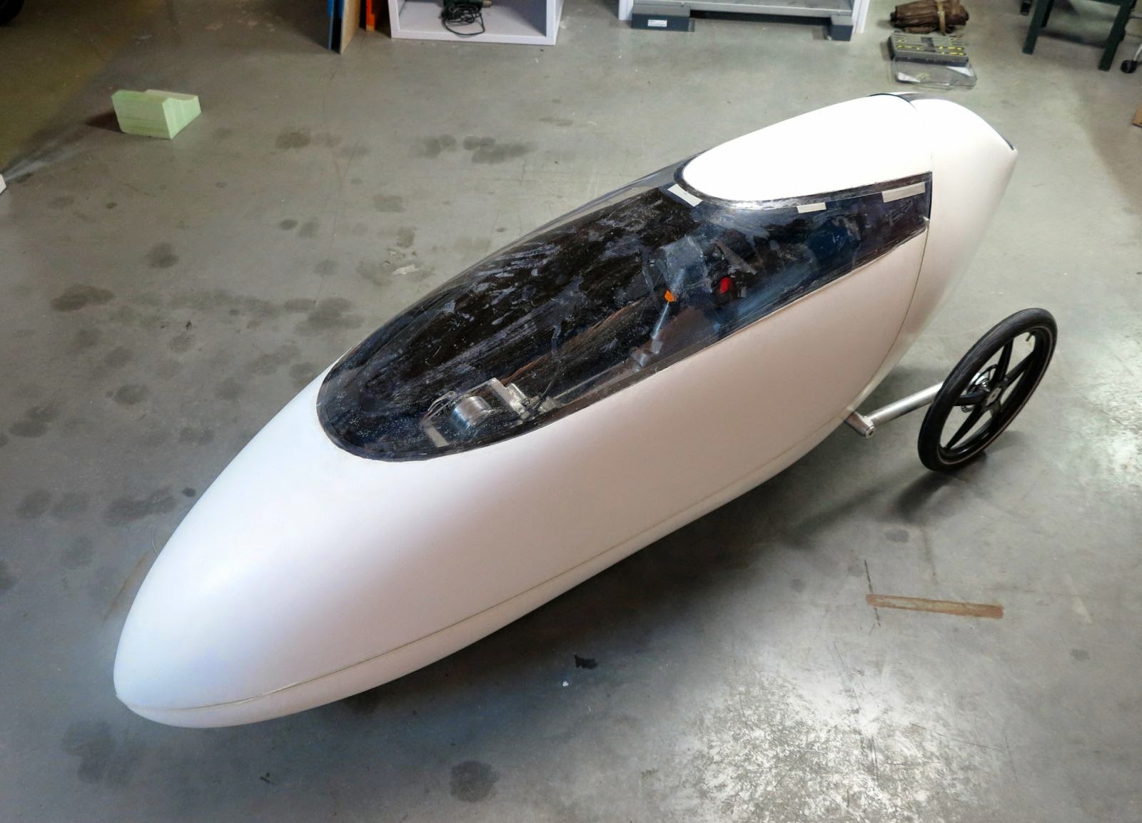 Velomobiel Quest en Wim Schermer: VeloTilt op de wielen