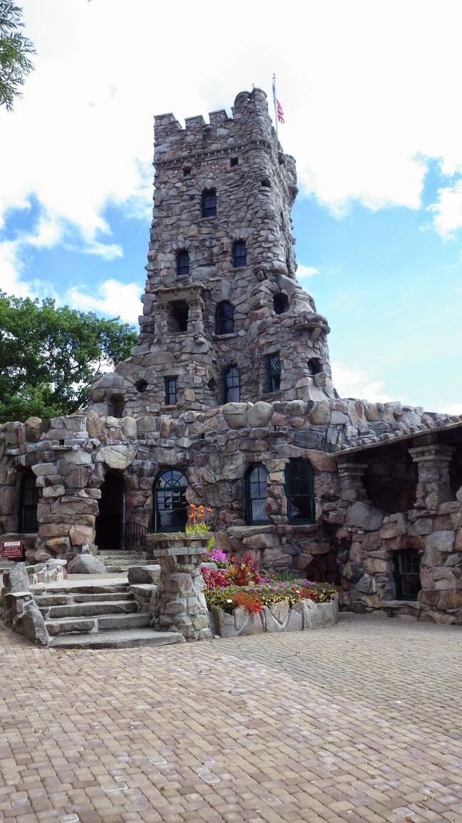 Dave'n'Kathy's Vagabond Blog: Touring Boldt Castle