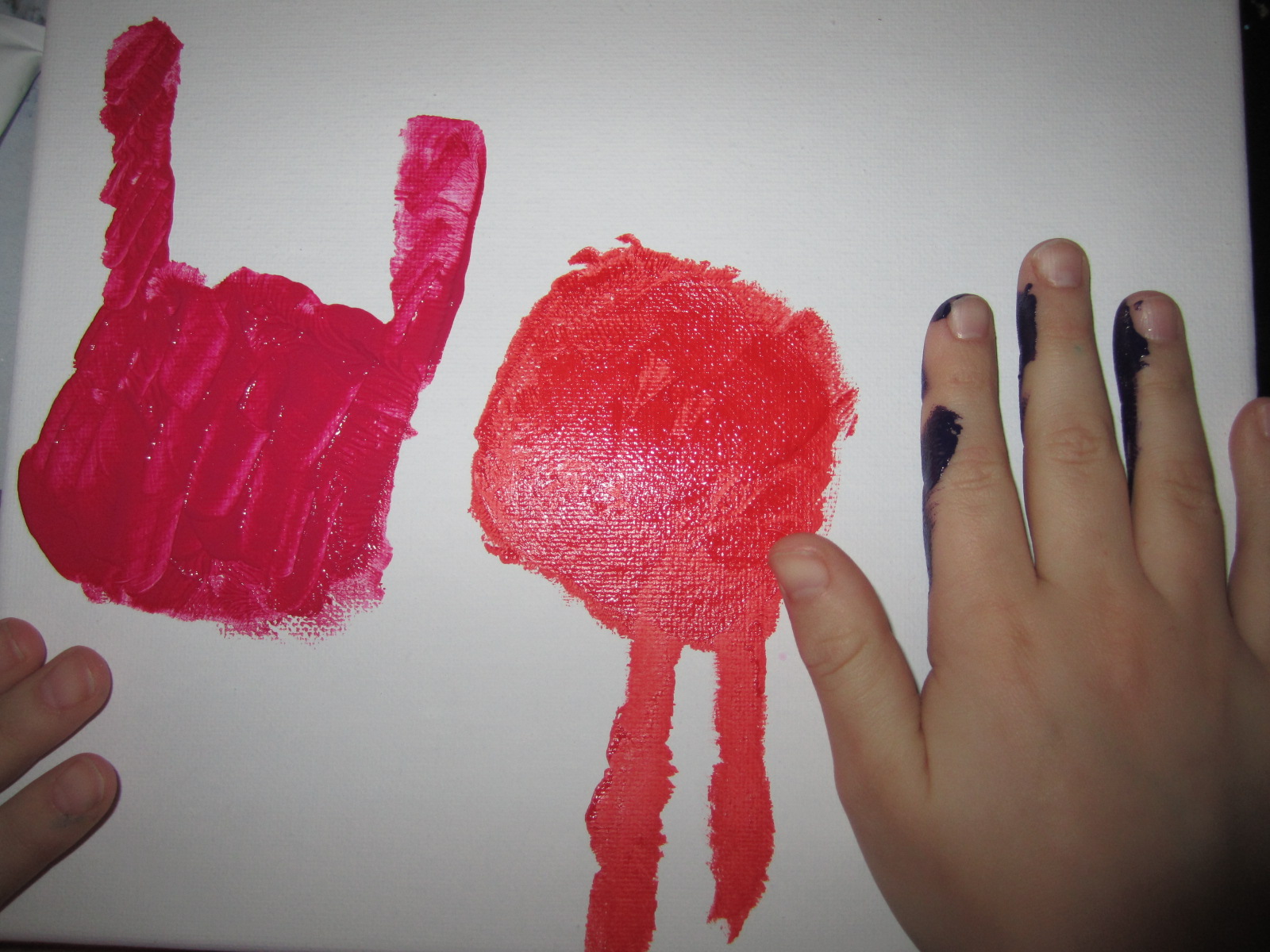 crafting my bliss: Hand Print Monsters!
