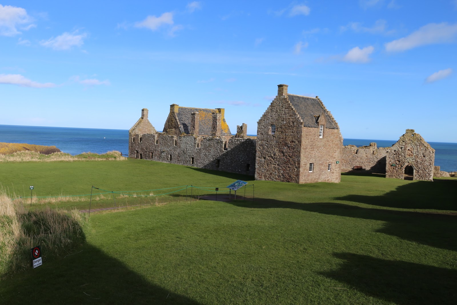 Old Age Travellers.: Stonehaven Aberdeenshire Scotland.