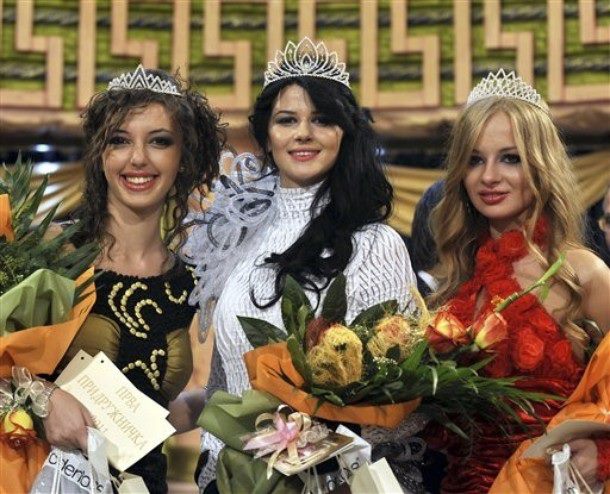 Vesna Jakimovska was crowned Miss Macedonia 2011 | Ninja Girrl
