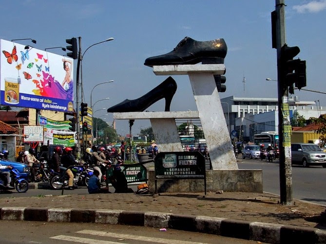 Kingvoyage Travel Planner: JALAN CIBADUYUT - SETRA SEPATU CIBADUYUT