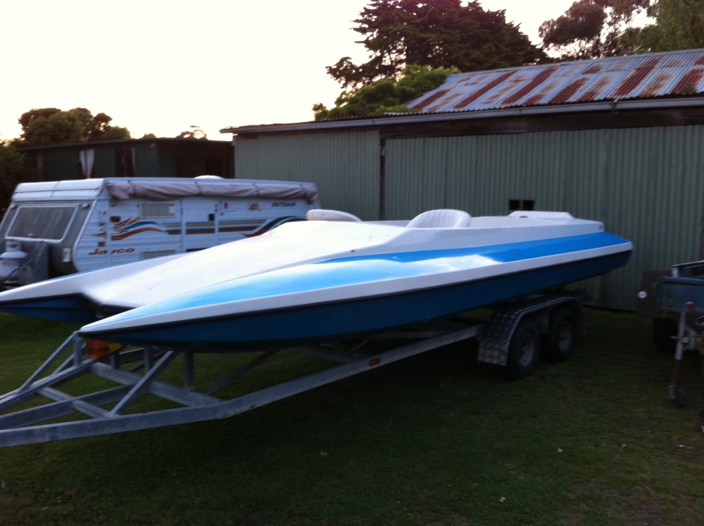 AUSSIE SKIBOATS: random; TROYCRAFT