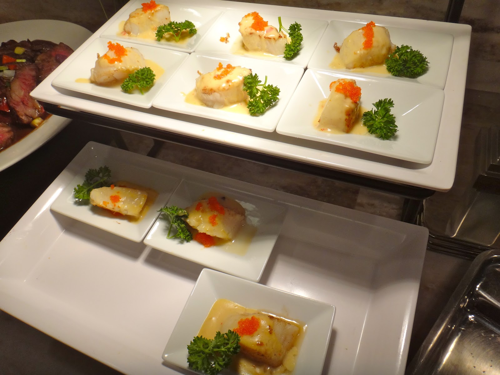 The Fashionably-Forward Foodie: Five Star International Buffet