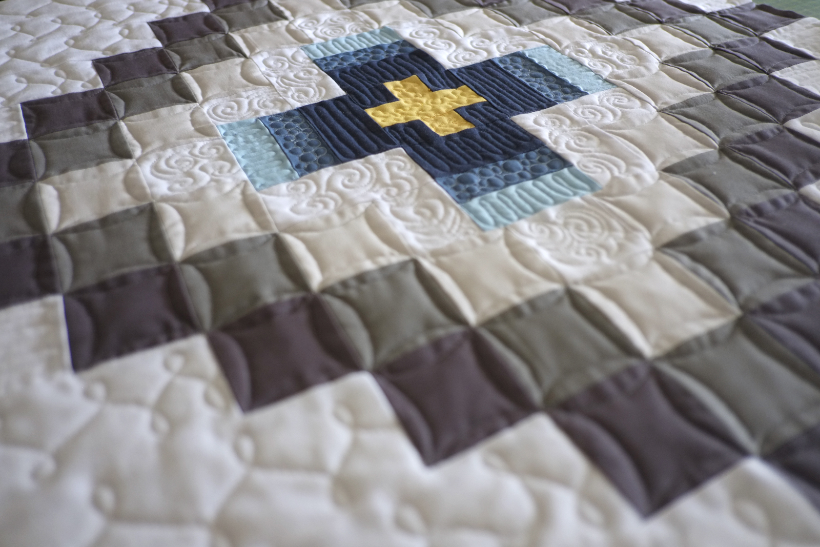 Charly & Ben's Crafty Corner: Modern Plus Sign Quilts Blog Hop!