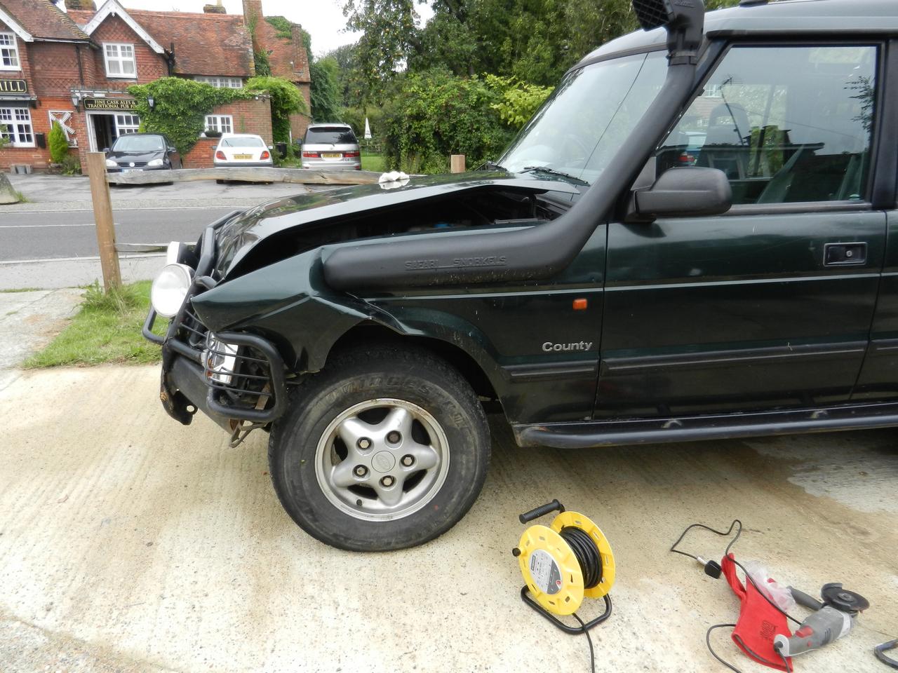 "Living with Larry" my Land Rover Discovery 1 300TDI and overland ...