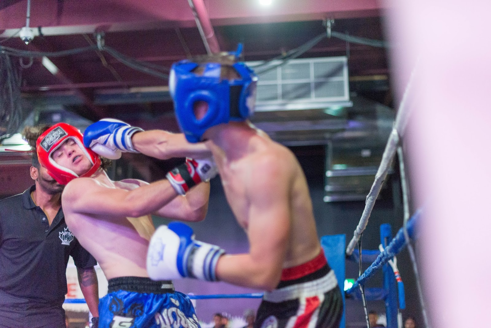 Outdoor Jay: Photography Challenge - Shooting Boxing Match