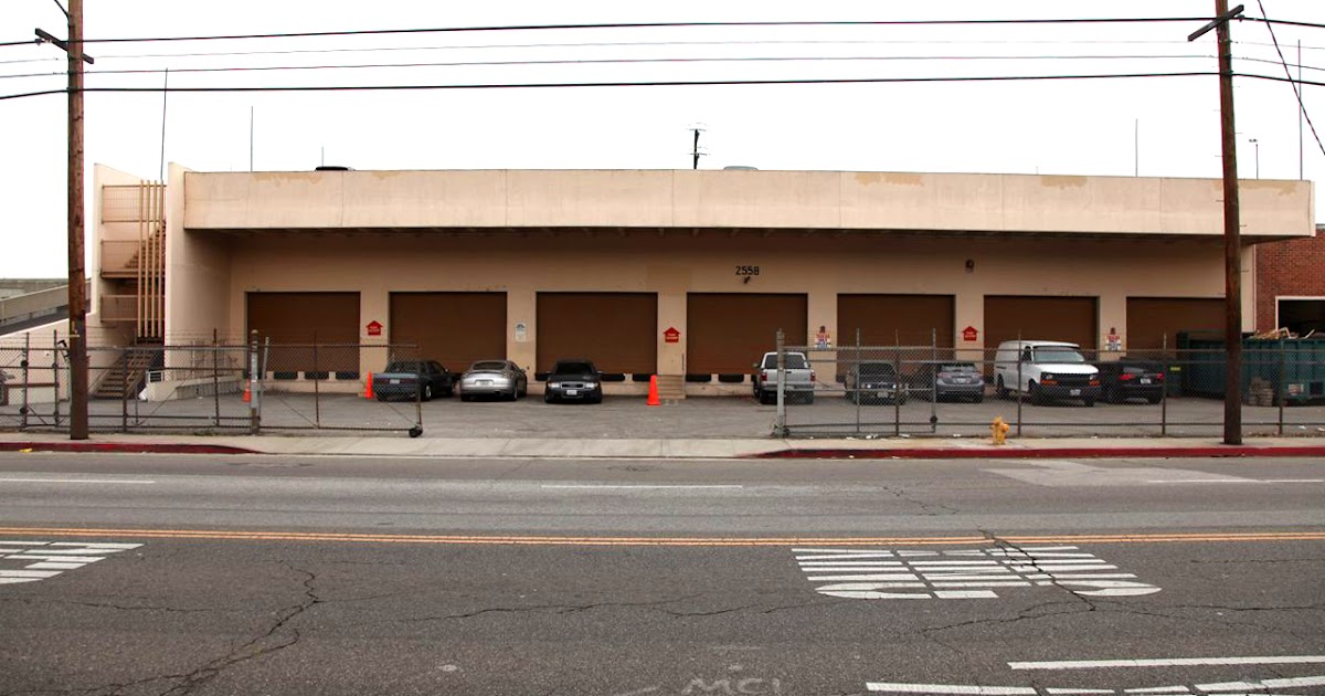 KEYSTONE ART SPACE: KEYSTONE warehouse available for filming