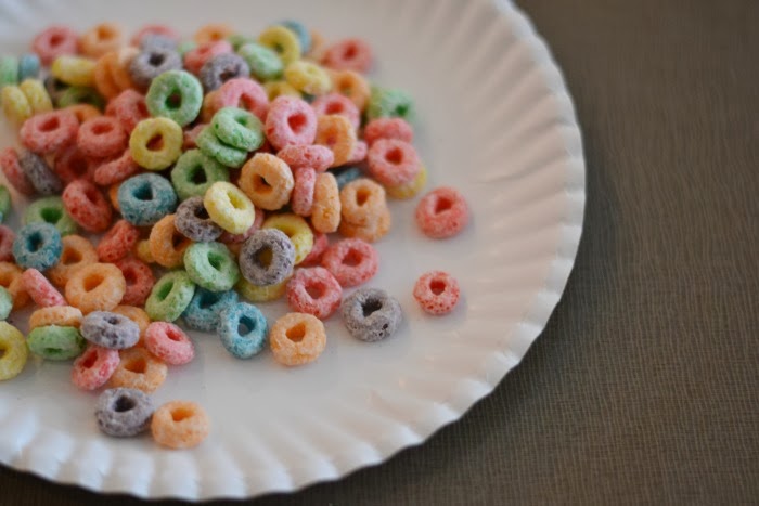Him & Her: Colorful cheerios