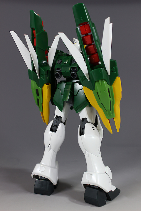 Review: P-Bandai: MG 1/100 Altron Gundam EW by Hobbynotoriko
