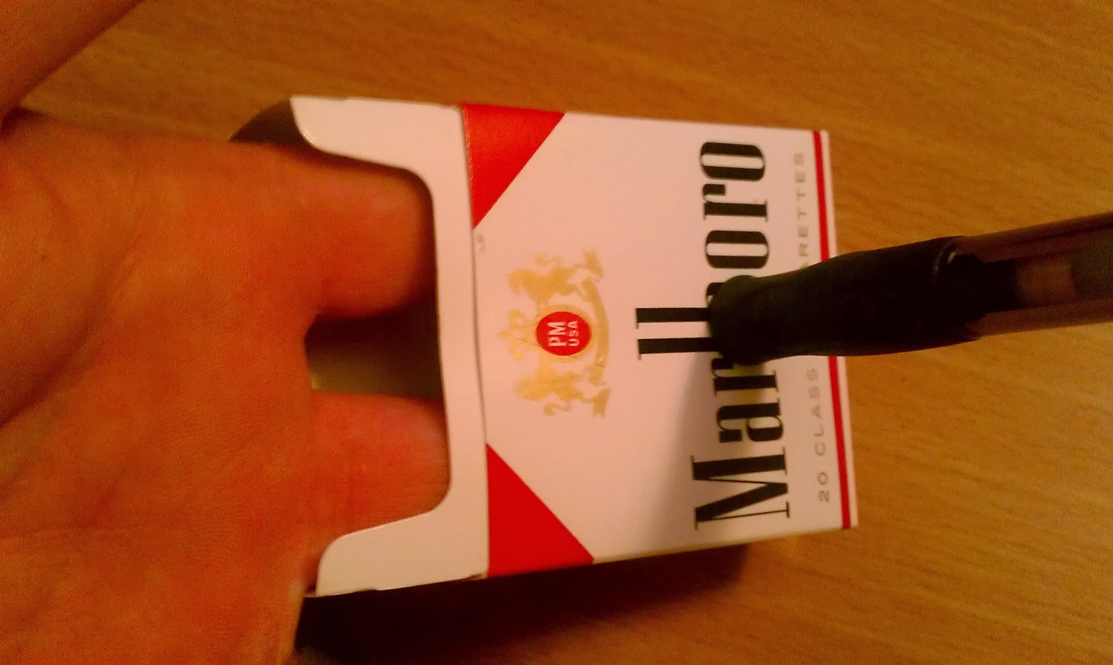Passion for Pot: Make a Cigarette Pack into a Bowl tutorial.