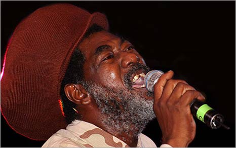 Notícias Reggae.pt.vu: Johnny Clarke confirmado no Rototom 2011