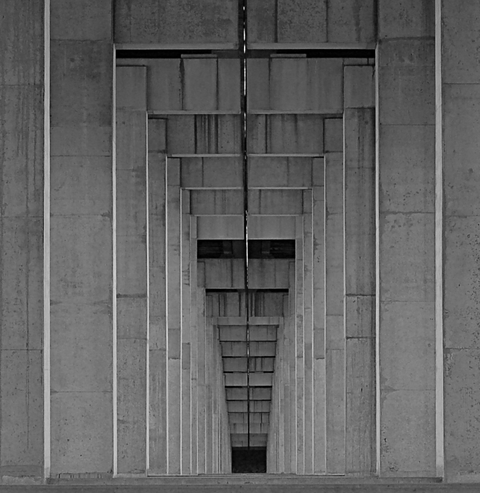 School Of Digital Photography: Using Symmetry to Improve Your ...