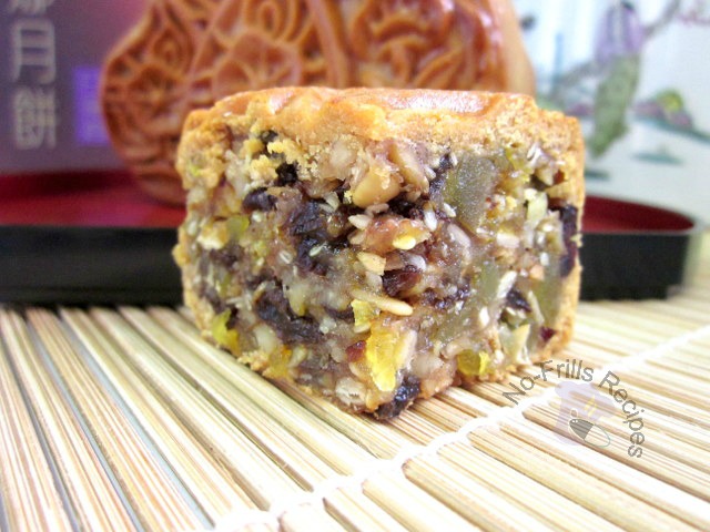 Mixed Fruits and Nuts Mooncake ~ 2013