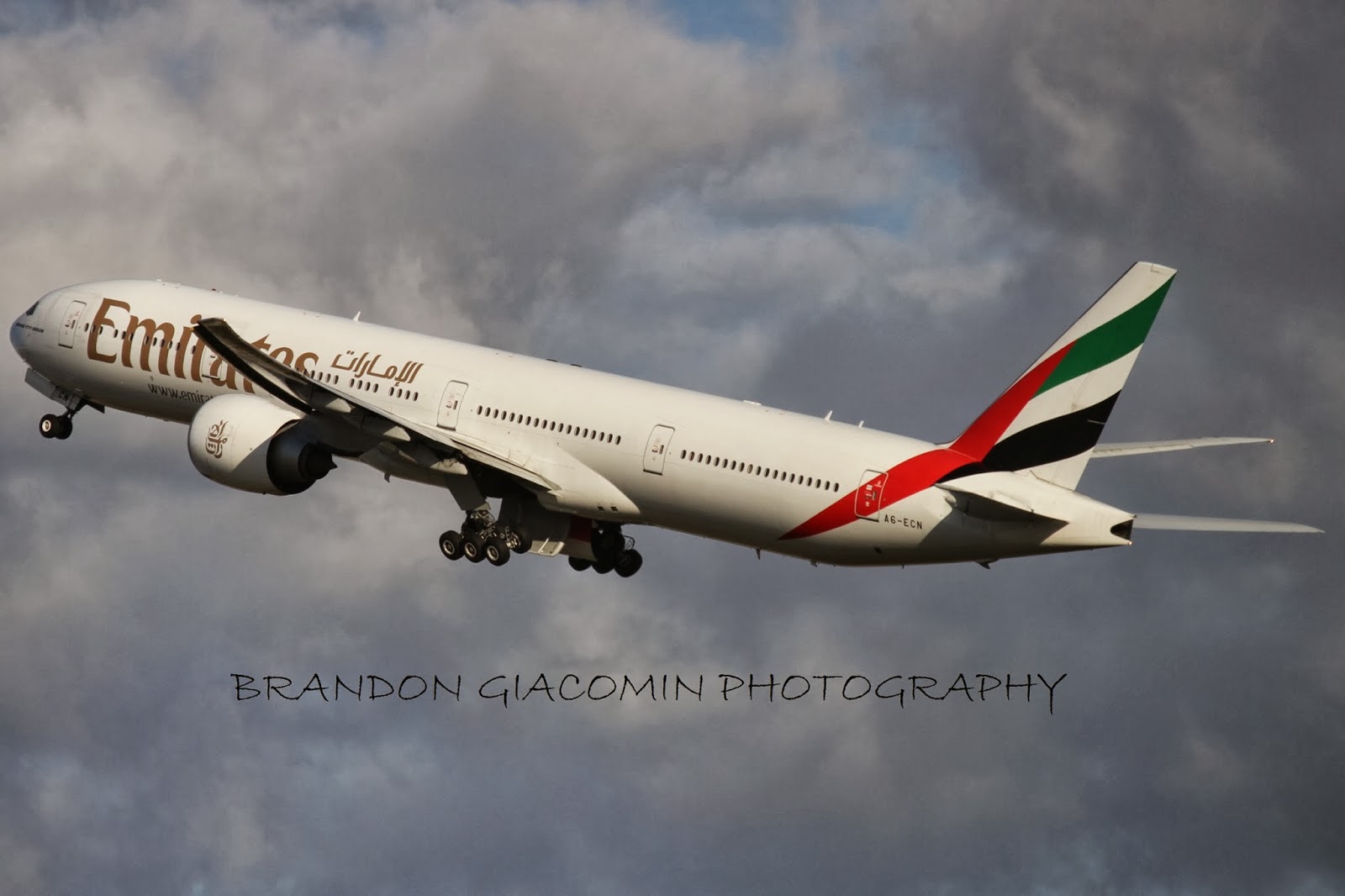 Queensland Plane Spotting: Last Emirates Boeing 777-300ER on EK434/435 ...