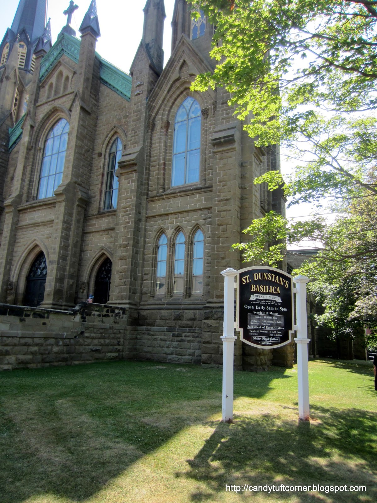 Candytuft Corner: St Dunstan's Basilica