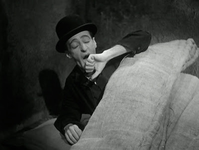 Circo Méliès: La primera imagen de Totò