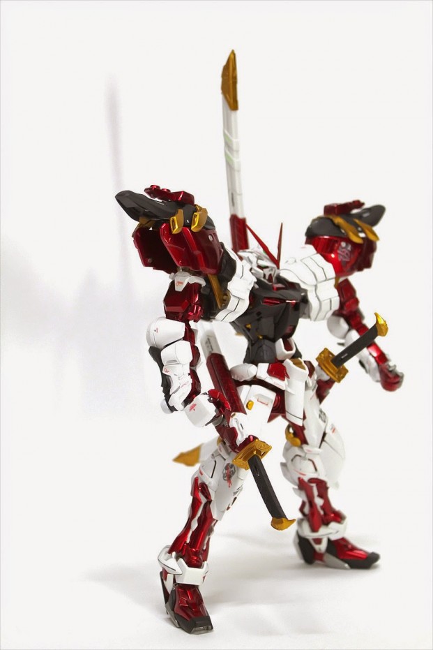 Custom Build: MG 1/100 Gundam Astray "Powered Red"