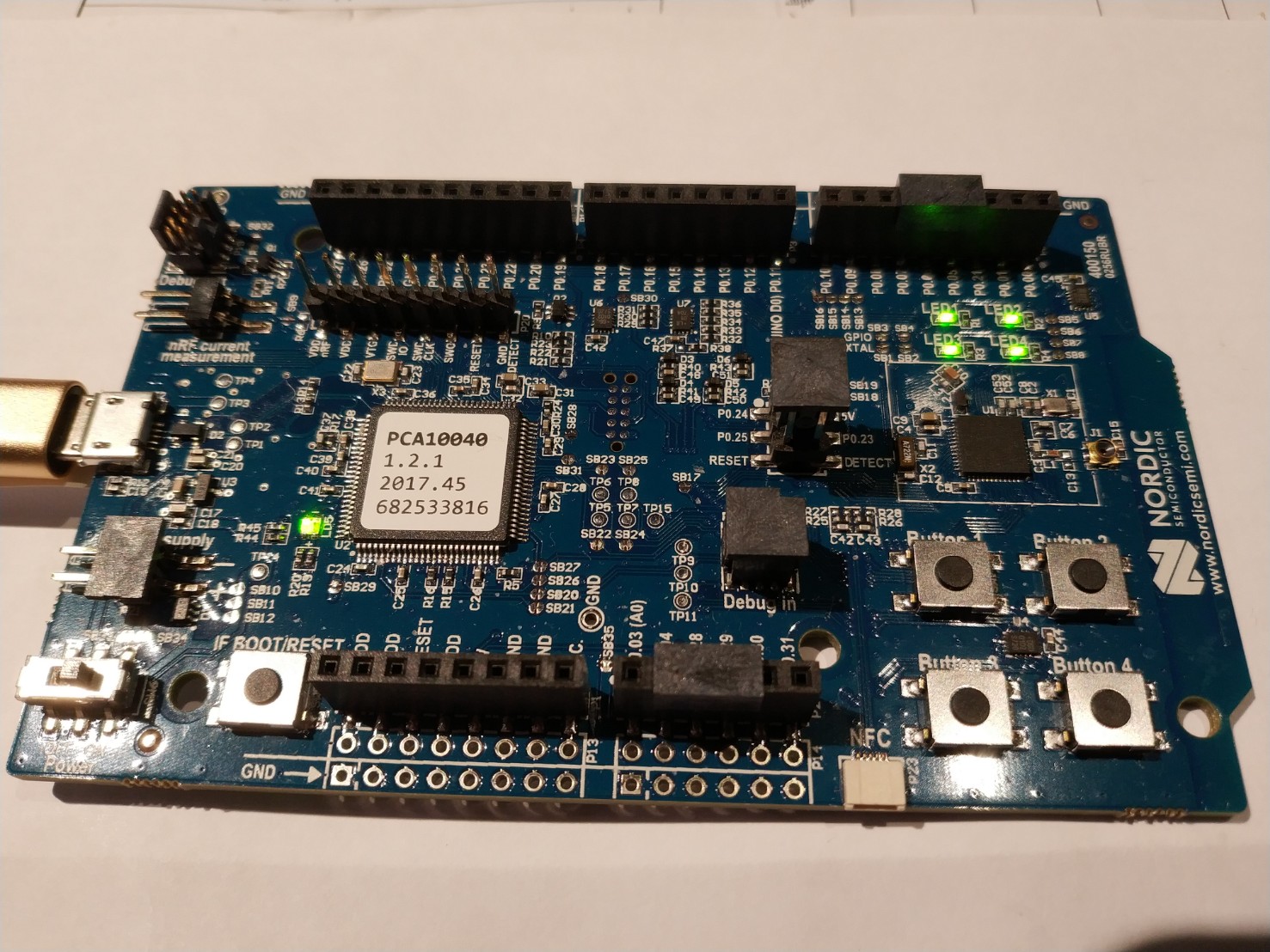 玩 nRF52832 - PCA10040 - S132 DK開發板