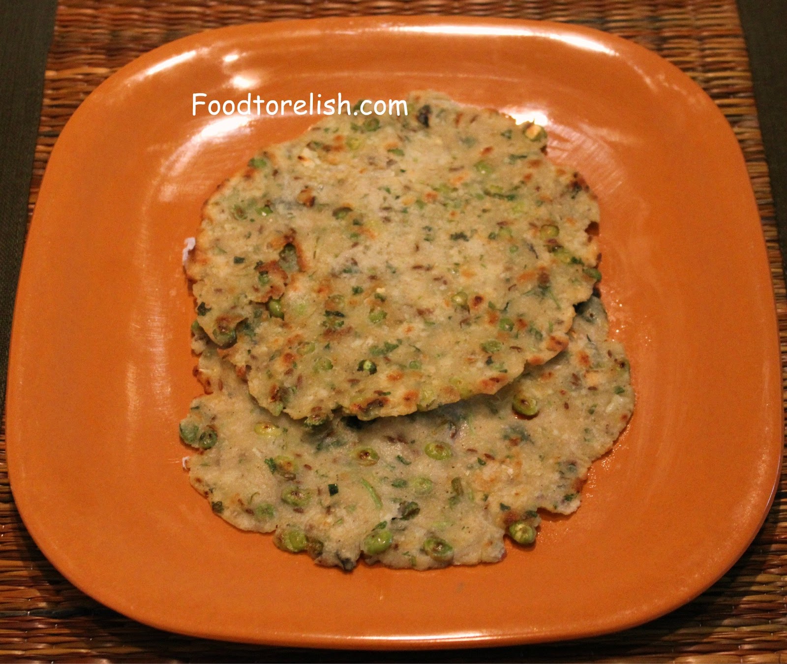 Avarekalu Akki Rotti