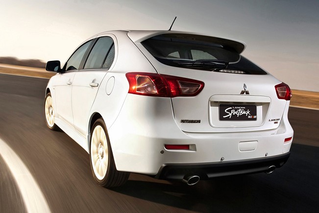 Blog do Carro: Mitsubishi Lancer Sporback chega ao Brasil