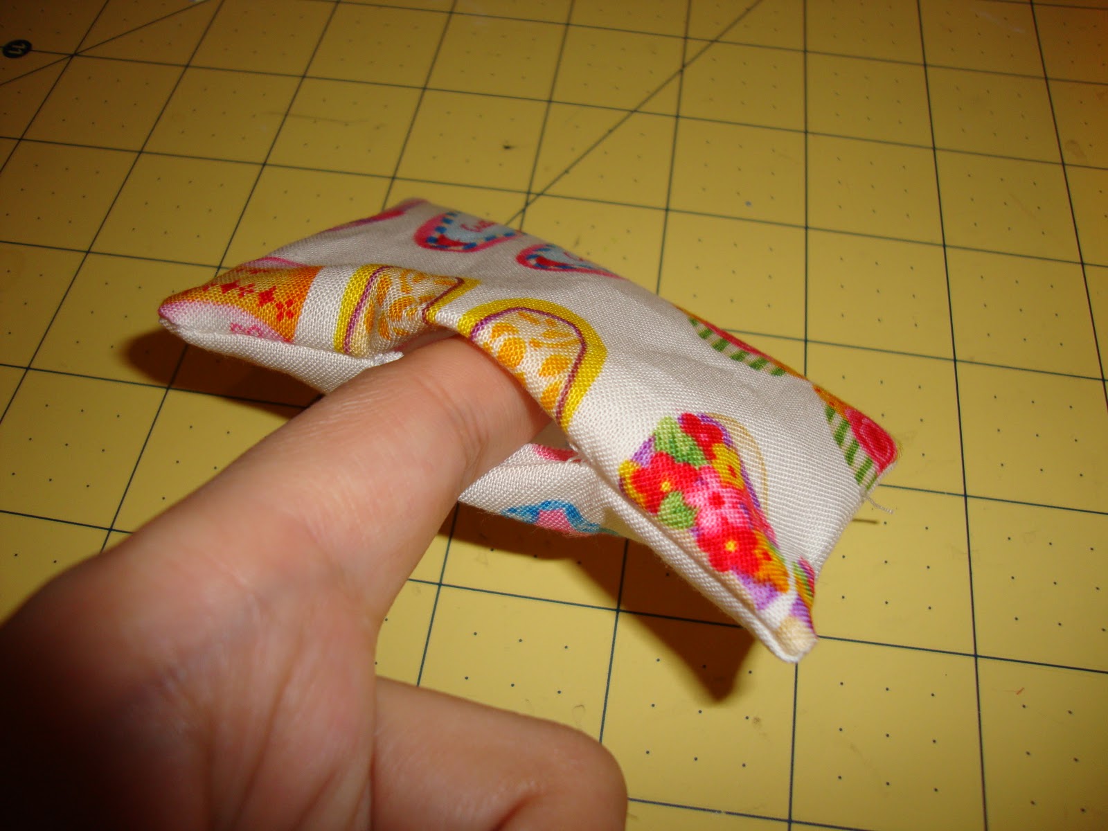 Pickled Polkadot: Rice Hand Warmers: Easy Sewing Tutorial