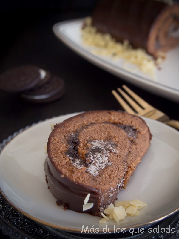 Más dulce que salado: Chocolate Cake Roll con Crema de Oreo
