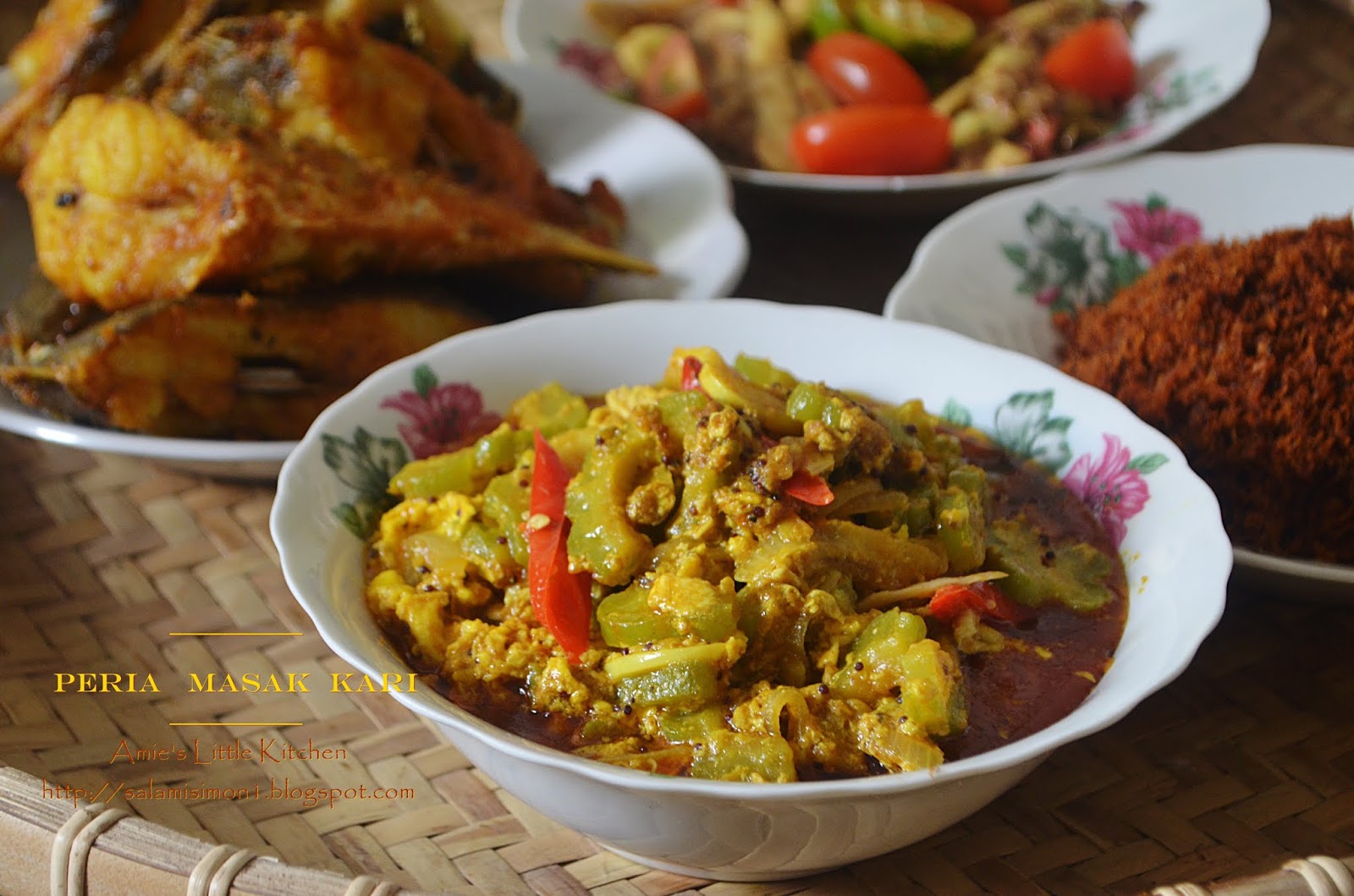 Peria Masak Kari, Sambal Mangga, Ikan Sulig & Belais Tembaga Goreng ...