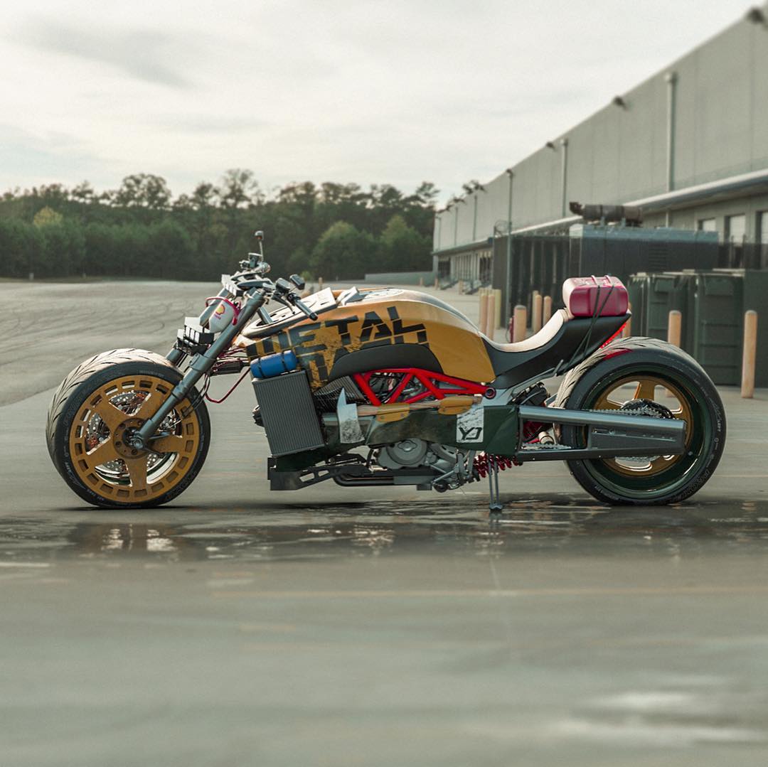 "Altered Metal" Diavel / Yasid Design