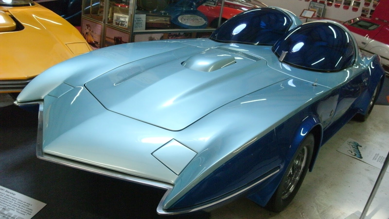 CARHUNTER : DARRYL STARBIRD'S ROD AND CUSTOM HALL OF FAME, KAISER CARS ...