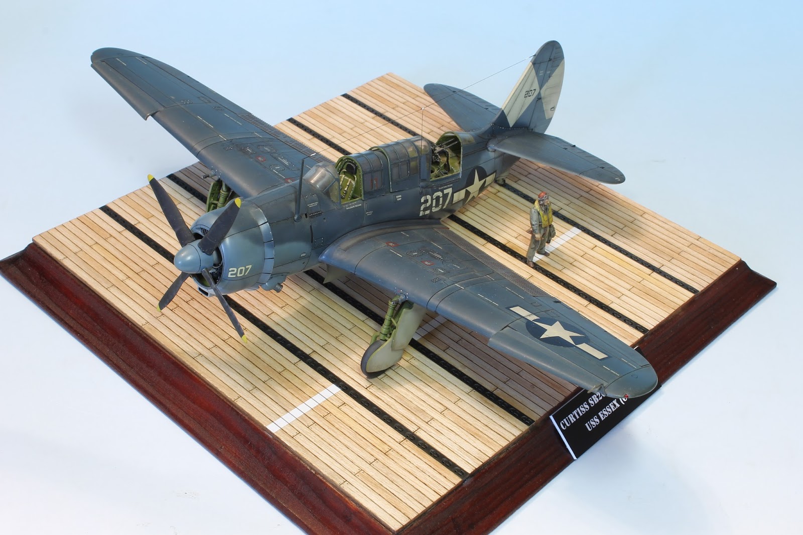 Istvan Michalko's scale models: Curtiss SB2C-4 Helldiver - 1/48 scale