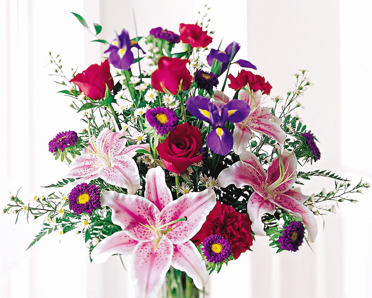 Beautiful Bouquet of Flowers for Someone We Love - Slim Image