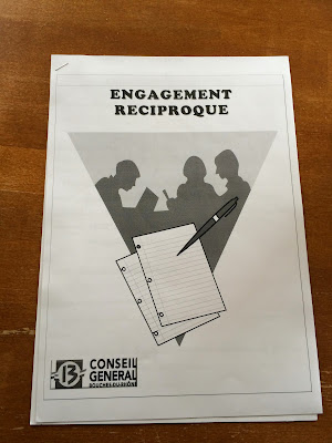 On ne naît pas maman, on le devient.: Nounou ... ça y est on a signé l ...