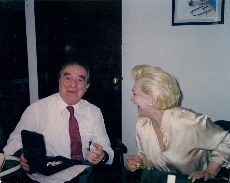 Lydia Leão Sayeg: outubro 2012