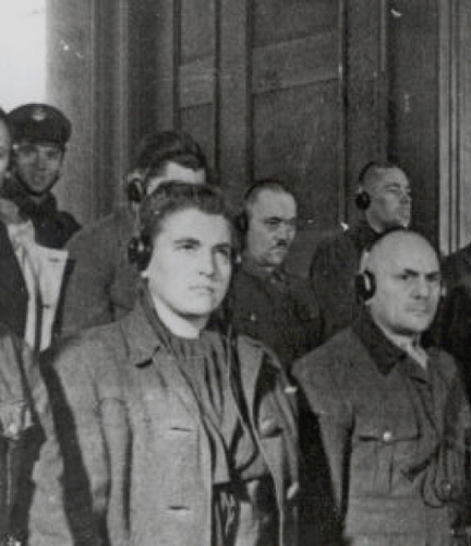 La mano que mece la cuna: Maria Mandel