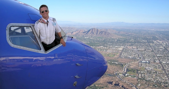 10 Selfie Fails That Need A Serious Background Check Style Hunt World