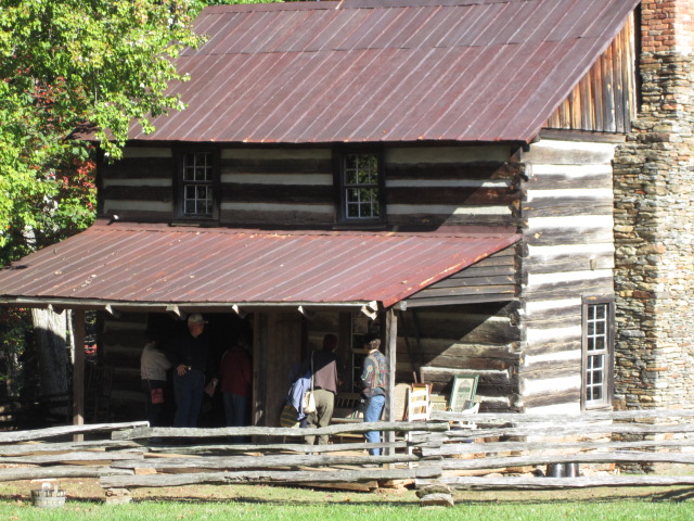 Just Country Happenings!: Hart Square, Newton, NC