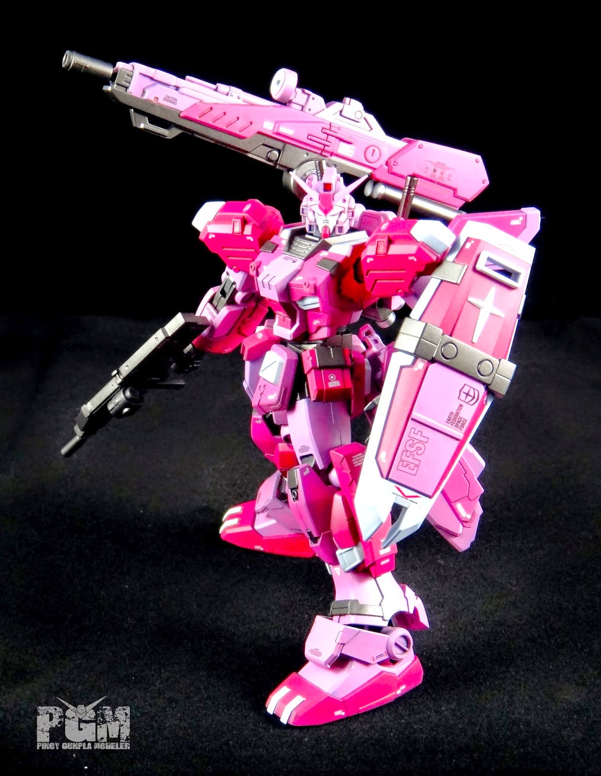 Gundam Family: HGUC 1/144 Full Armor Gundam 7th Pink Panther Painted Build