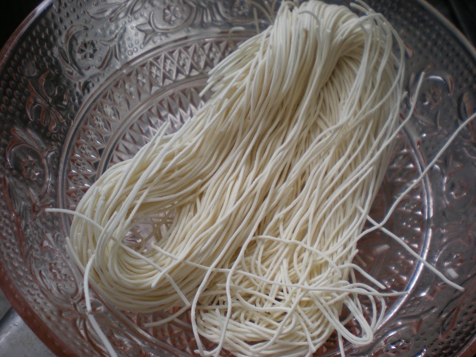 Dunia Anak ku....: Solid Food : Resepi 7 - Mee Suah Sup