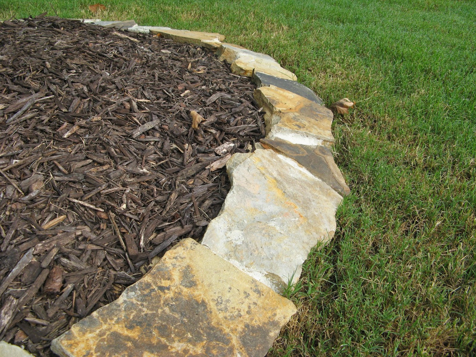 Susan Snyder: DIY STONE LANDSCAPE BORDER 1