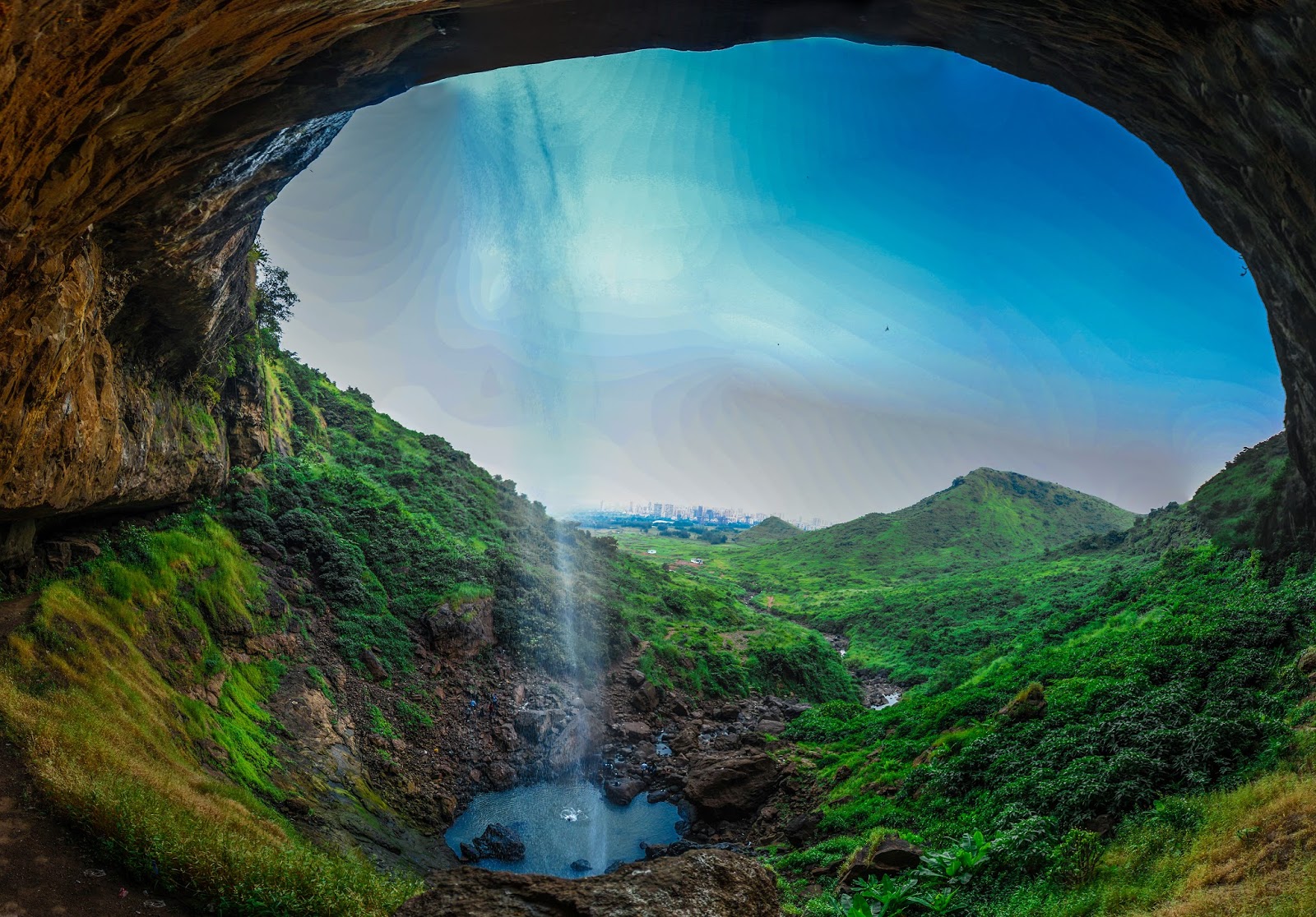 Musafir Hu Yaaro: Pandavkada Waterfall – Tourist Attraction during Monsoon