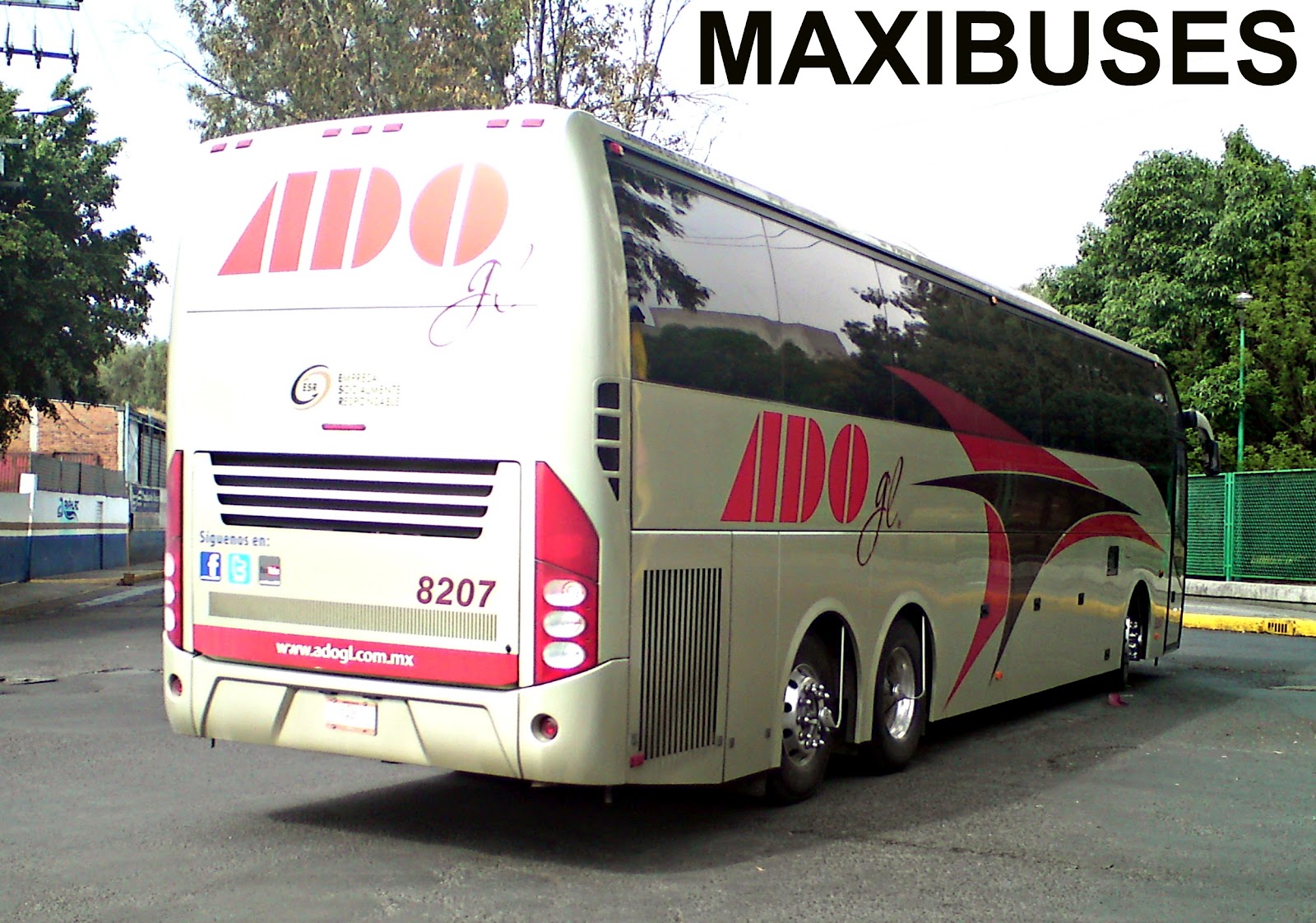 MAXIBUSES: ADO GL
