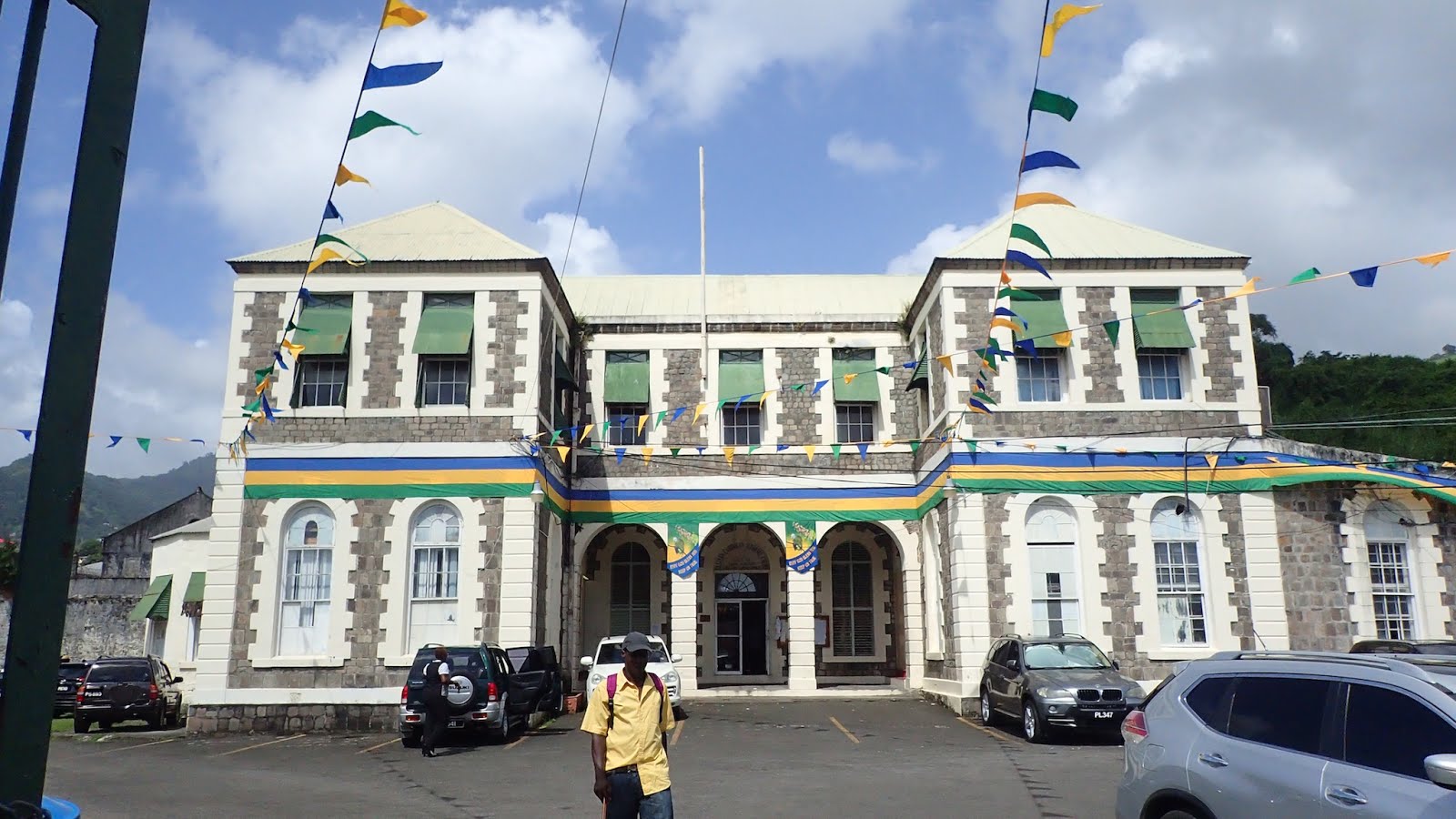 Things we did today...: The Big City - Kingstown Day Trip