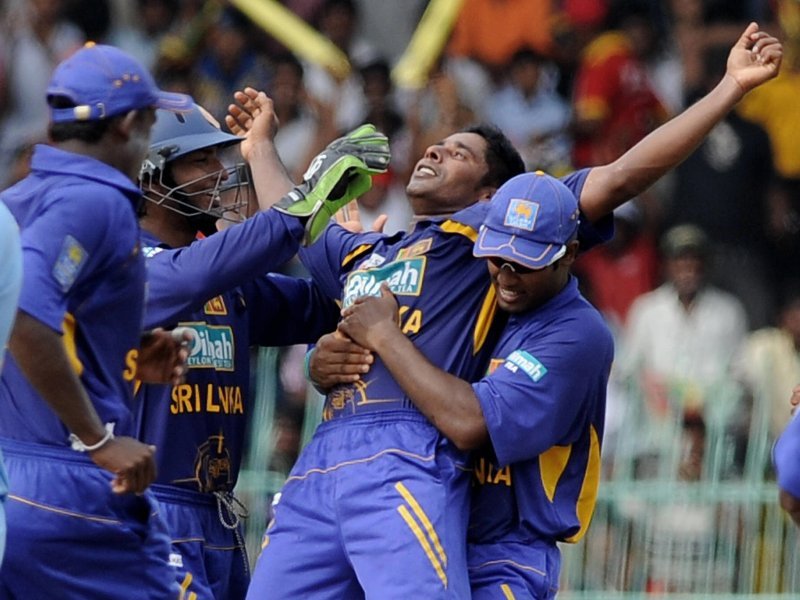 The Cricket Games: Chaminda Vass The Legend Free Wallpapers and HQ Photos