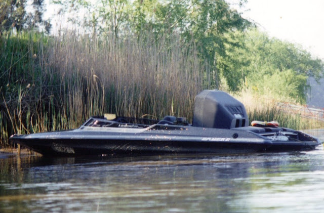 AUSSIE SKIBOATS: MARK'S VOLANTE