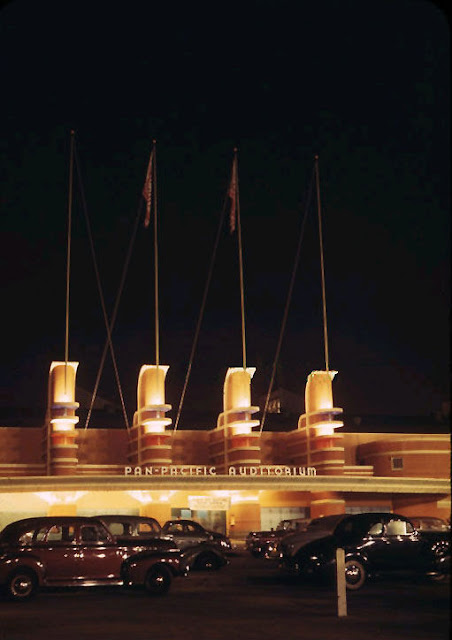 Los Angeles Theatres: Pan Pacific Auditorium