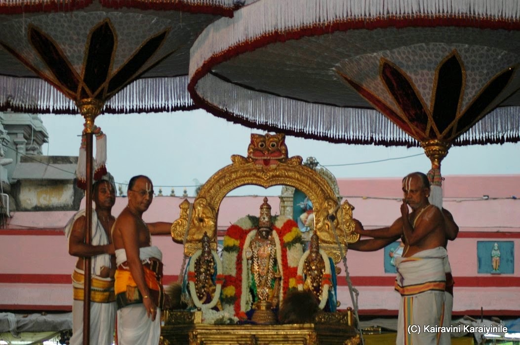 Kairavini karaiyinile - திரு அல்லிக்கேணி குளக்கரையோரம்: Sri ...