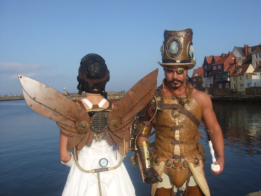 Steampunk Fashion Guide: Classic Steampunk Couple