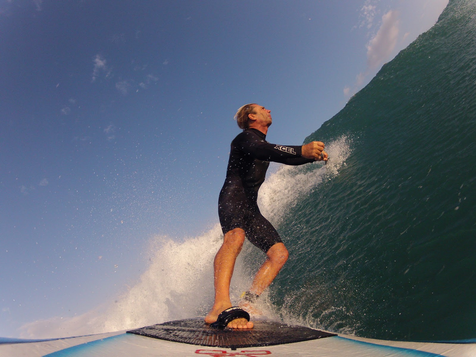 maui surf report: gnarly