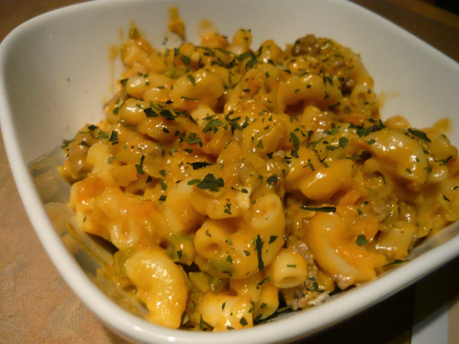 Au goût du jour: Macaroni à la sauce Béchamel tomatée